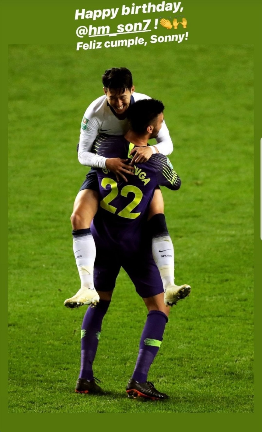 유난히 세컨키퍼들과 사이가 좋은 손흥민...jpgif - 유머/이슈 - YULDO